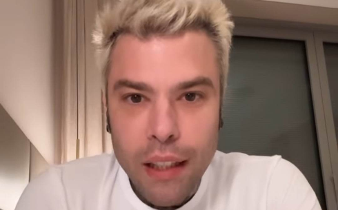 IL RAPPER - Fedez: "Sono in ospedale, mi hanno salvato la vita con ...