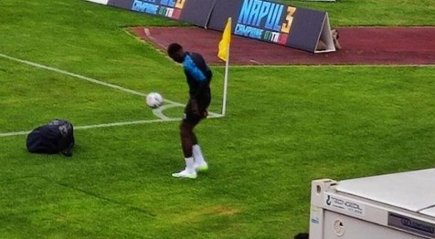FOTO SLIDE NM - Napoli a Dimaro, i palleggi dell'azzurro Coli Saco