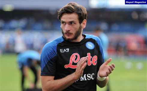 THE GUARDIAN - Napoli, Kvara inserito tra i migliori 100 calciatori al ...