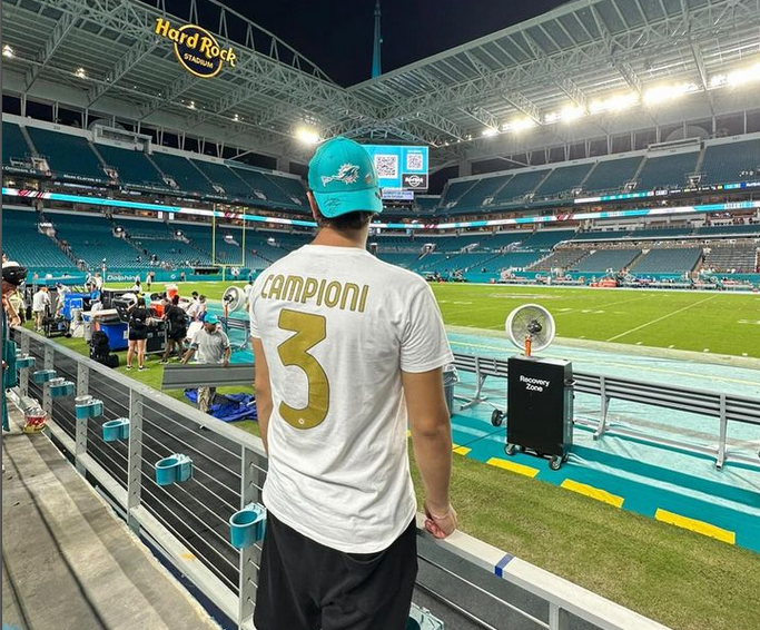 FOTO NM - Forza Napoli dall’Hard Rock Stadium di Miami