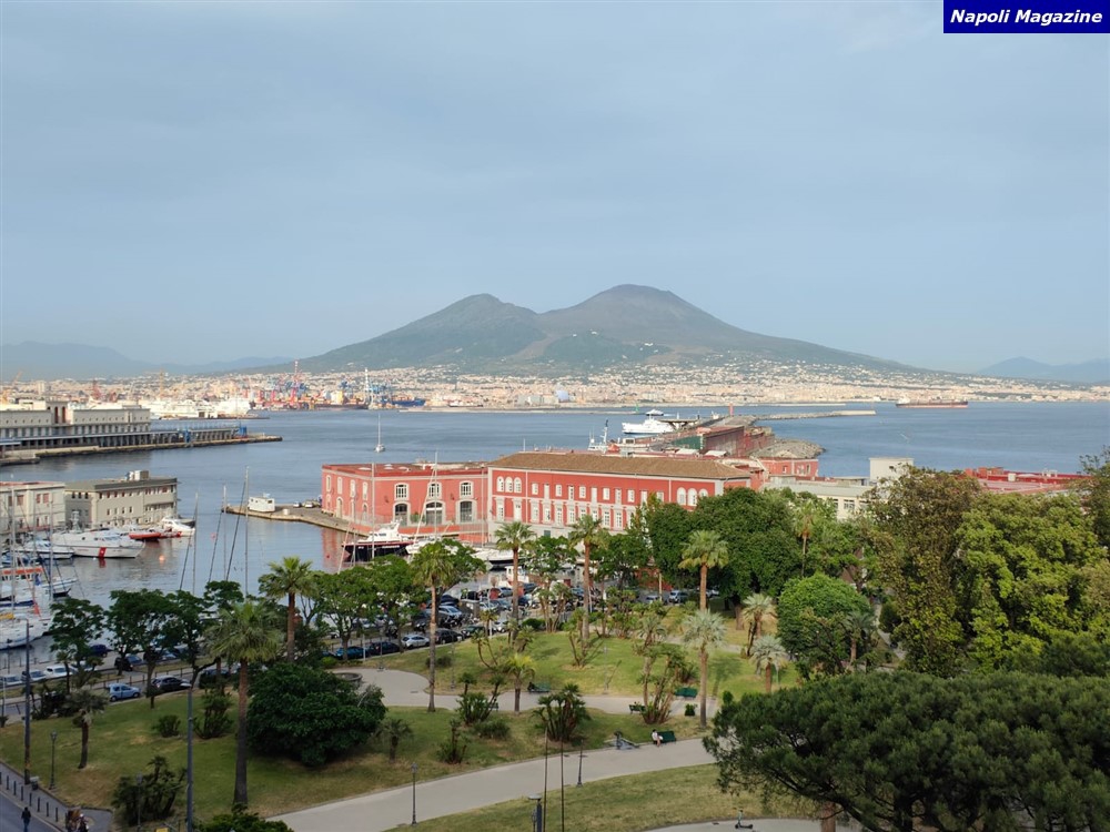NEWS - Parte la differenziata capillare nei quartieri di Barra ...