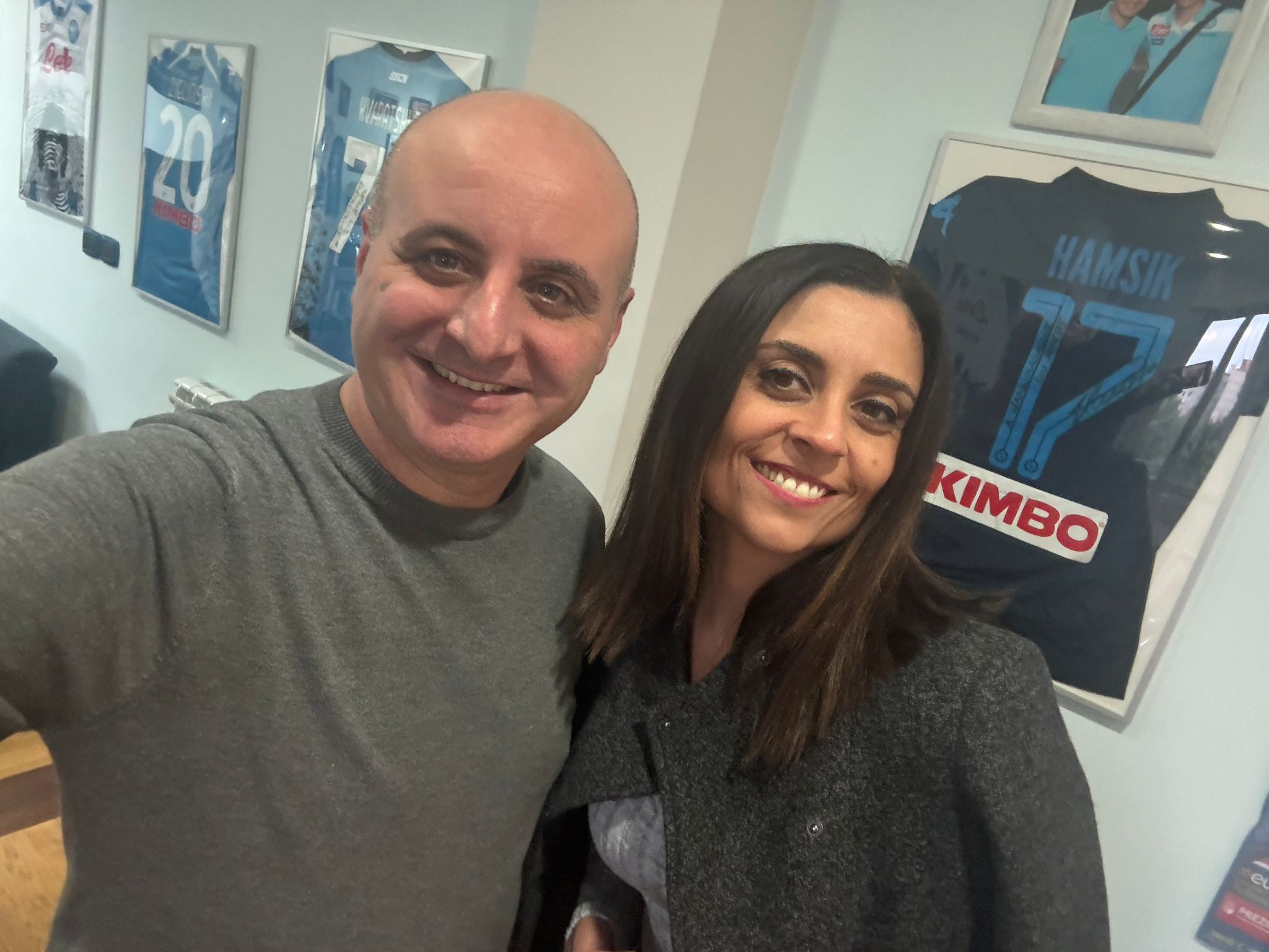 VIDEO LIVE - Napoli, ultime di mercato con Antonio Petrazzuolo ed ...
